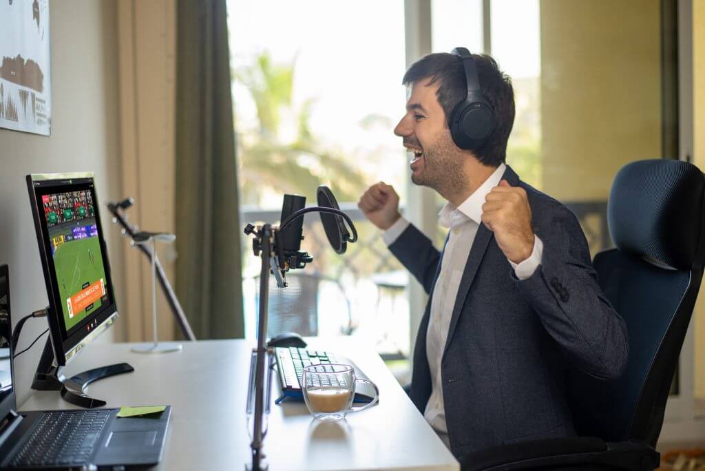 Choosing A Remote Commentary Solution - TVU Networks